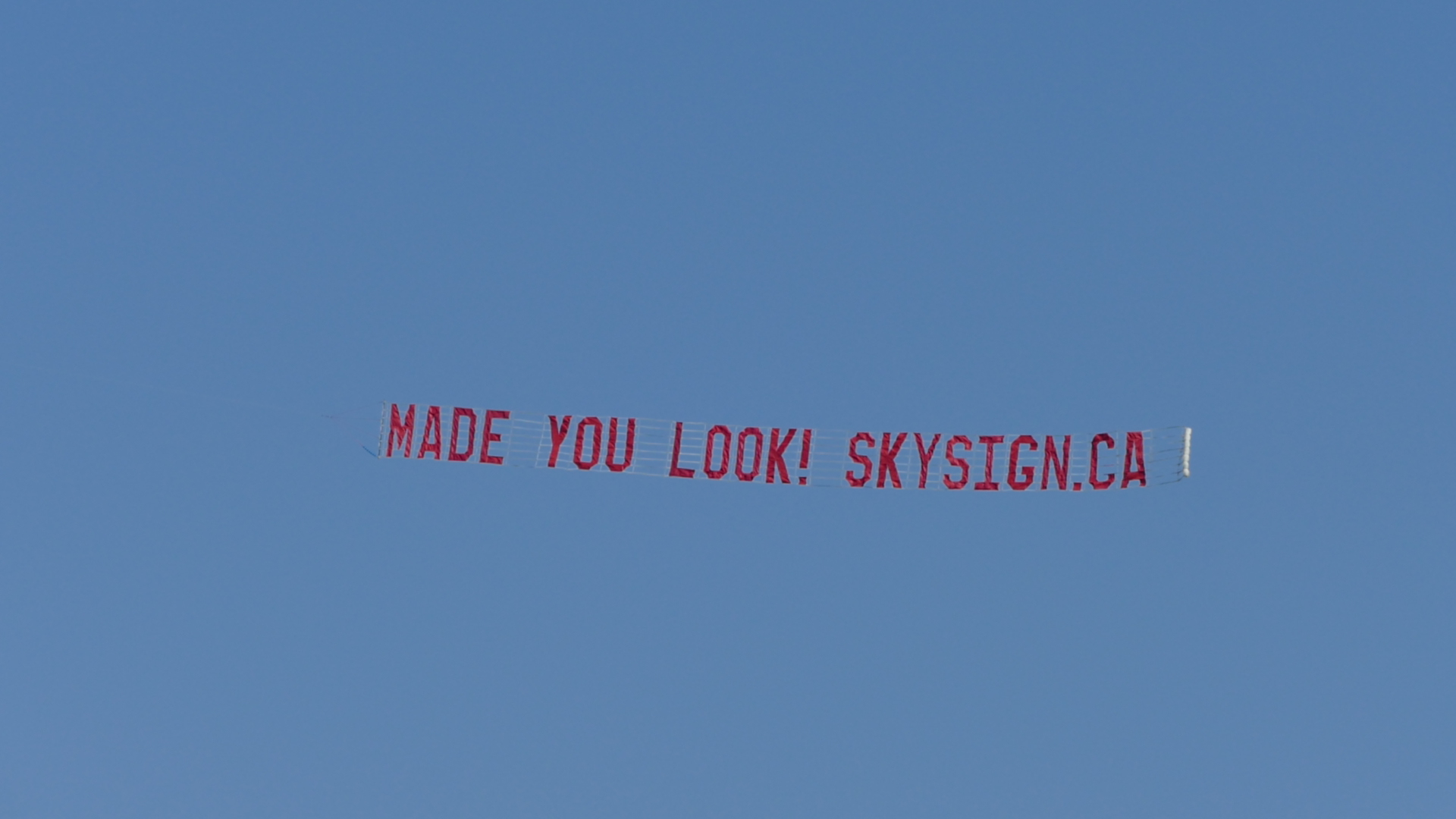 Aerial Banner Advertising Ontario | Banner Towing | Flite Line